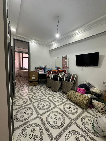 Яккасарай 8 роддом в новостройке 1 этаж 30м2 квартира+офис