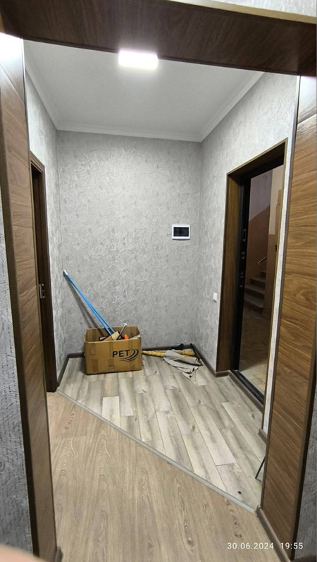 Продается 2-х комнатная квартира Ц-14 метро Гафура Гуляма
