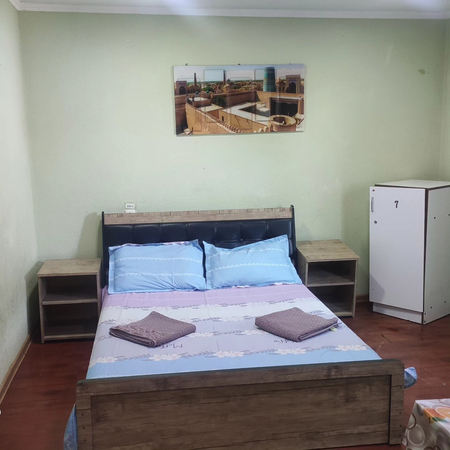Kunlik sotlik bez zaks mexmonxona