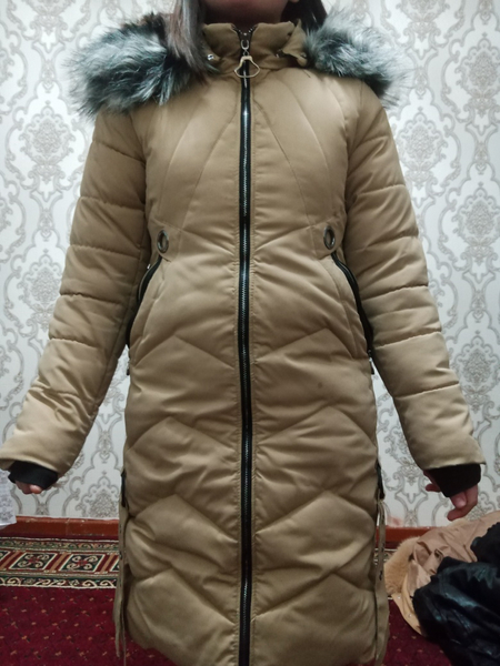 Шуба ва куртка сотилади
