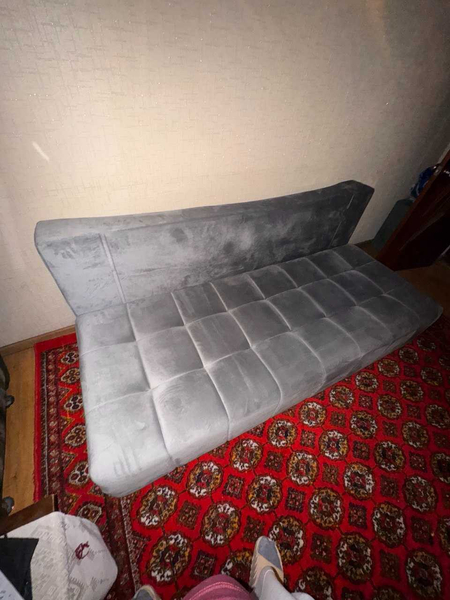 Продаю диван. 2х1.8м