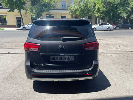 Kia Carnival 2016 Mokriy