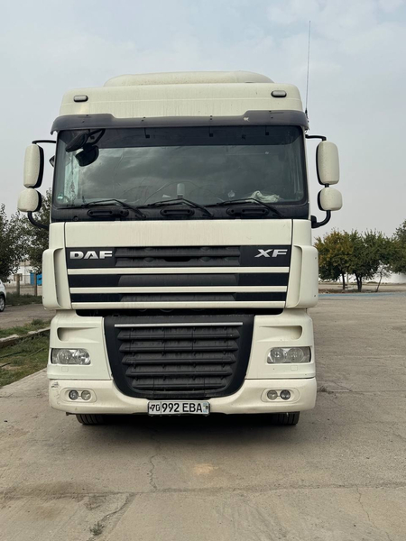 DAF XF 105.460 + Прицеп Сотилади