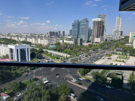 Сдается в аренду квартира в  U-Tower с видом на  Ташкент Сити