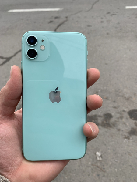 IPhone 11 holati tinniq naqdha faqat