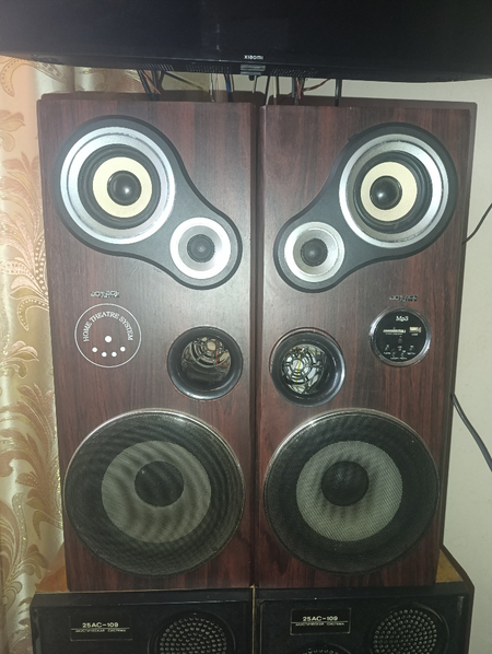 Срочно продам сабвуфер