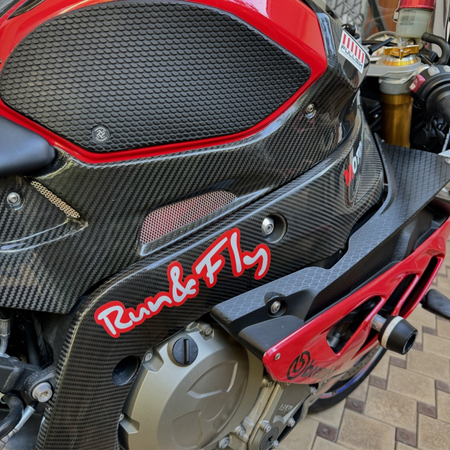 BMW S1000RR 2012 в отличном состоянии.