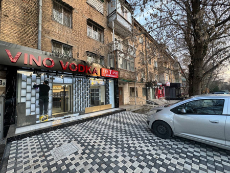 Метро Космонавты 96м2 1-линия / Центра города