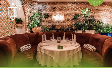 Divan kafe restoran va offisga