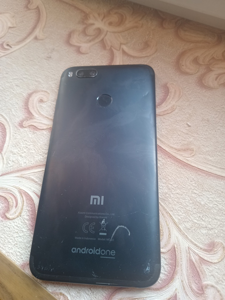 Xiaomi Mi A1 4/64GB sotiladi