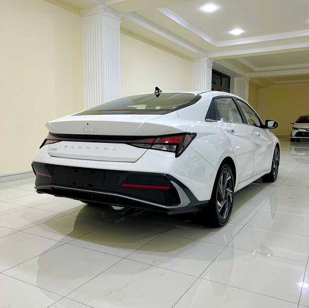 Hyundai Elantra под заказ 2024