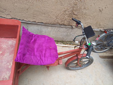 elektra moto juda iqcham va engil va arzon