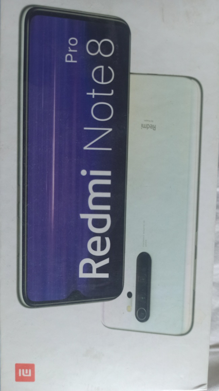 Телефон сотилади 2 йил жуддаям авайлаб ишлатгамман.калтак емаган.REDmi