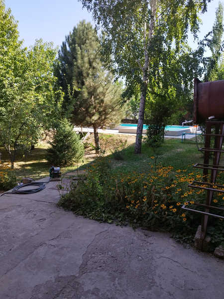 Продаётся Дача в чарваке