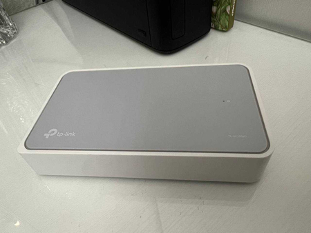 8-ми портовый коммутатор (хаб) TP-Link TL-SF1008D