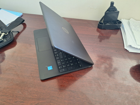 Noutbook core3 hp