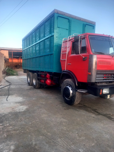 Kamaz 53 212 sotiladi