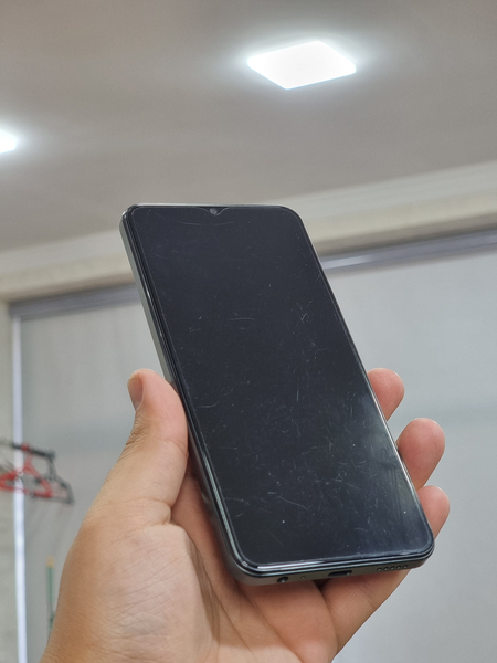 Vivo y17s yengi holati alo