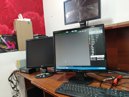 Monitor 2ta yaxshi holatda 19