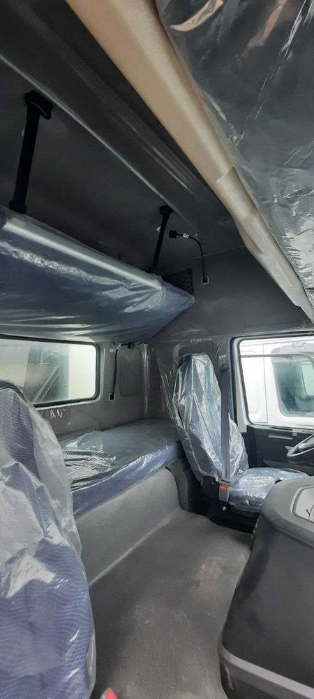 Howo-V7X 420 6x4 CNG тягач подушка padushka podushka (tyagach) (фура)