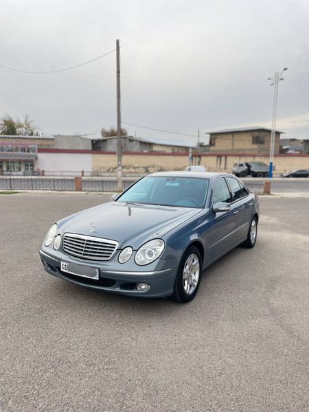 Mercedes Benz  211  (arenda/naxt)