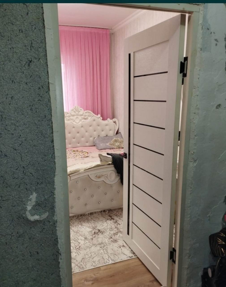 Срочно продаётся 2-х ком 8 мик/н 31 дом
