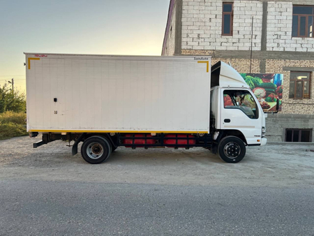 Isuzu Nqr sotiladi