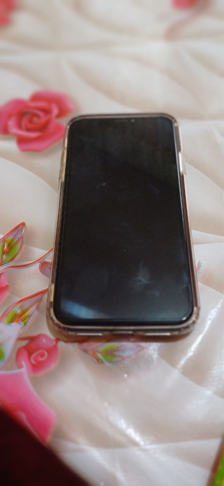 Iphone 11 sotiladi