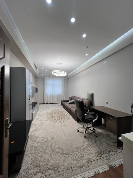 Nurafshon ko’cha sag’bon chorrahaga yaqin joyda 3xona 90m2