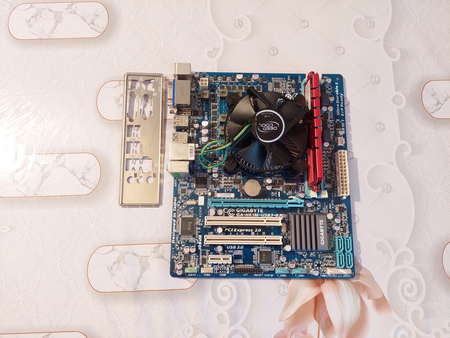 Продам комплект H61 DDR3