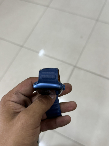 Apple watch 7 45 mm srochni sotiladi
