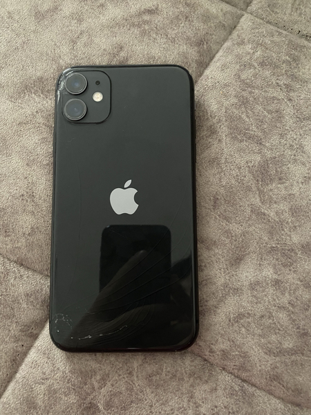 iPhone 11 ishlashi zõr