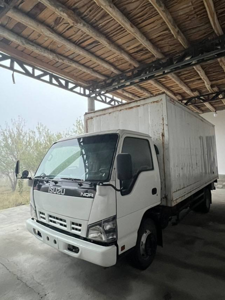 Isuzu 2009 Metan Narxi 23.000$ kami bor