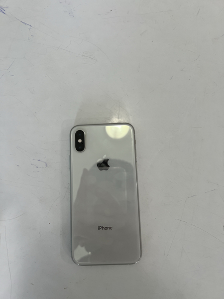 Iphone xs  ideal srochno