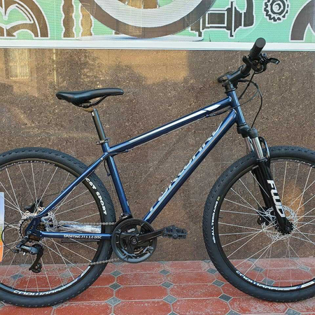 Российский велосипед FORWARD SPORTING 27.5 3.0 disc  27.5' 21ск.