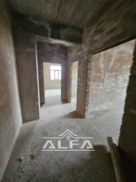 2 xonali 68m² 4-qavat sotiladi.