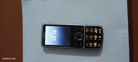 NOKIA 6700 яхши холатда имеи утган