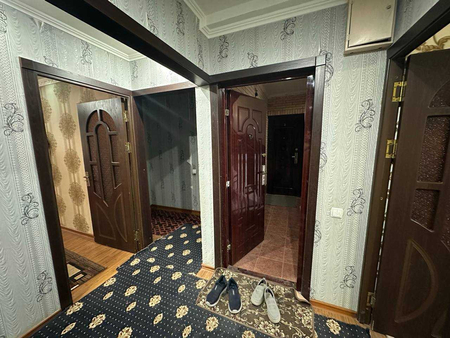 продеётся квартира на 1м этаже с 6ти метровым верандой