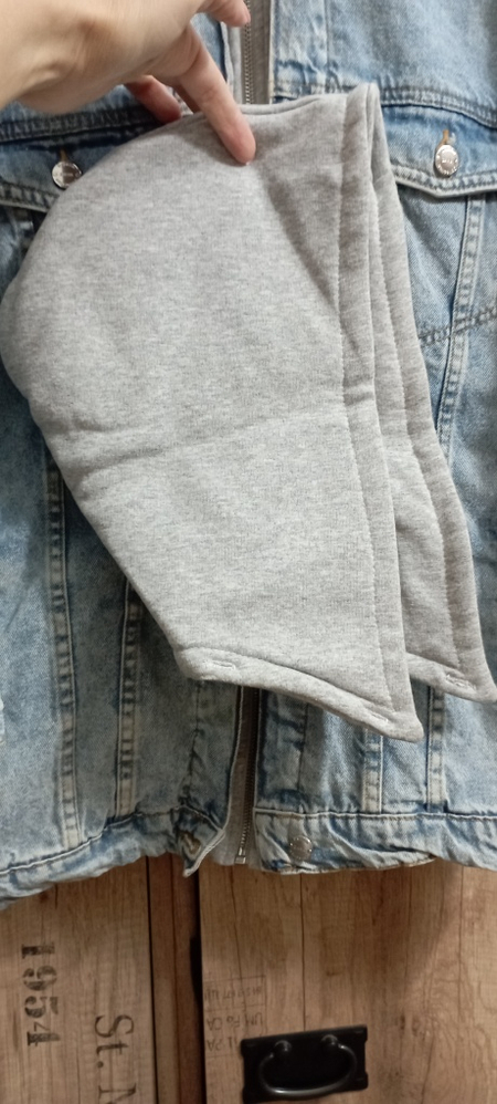 Zara Куртка джинсовая на 11-14 лет