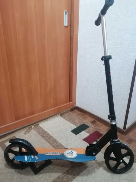 Продаётся самокат до 100 кг