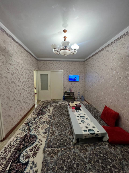 Чиланзар 12 3х комнатная Фархадский Базар балкон 1,5*3