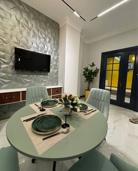 Шошилинч ЖК “Royal House”дан 2/7/10, 55 м2 квартира сотилади
