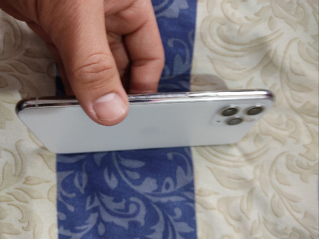 Iphone 11pro с гарантией
