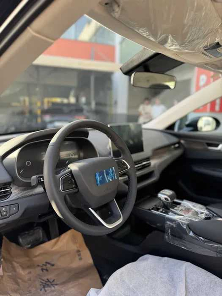Hongqi EQM-5 Halol Nasiya Savdoga