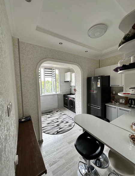 Продаётся квартира Карасу-1. 3/4/4. 78м² 2*6 балкон.