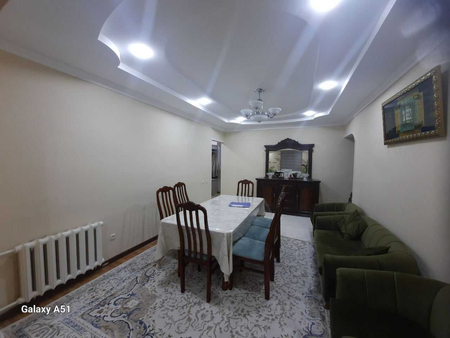 Продаётся квартиры 4/2/4 93 м² 17-й квартал (J2485)