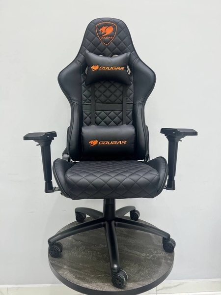 Компьютерные игровые кресло модель Cougar Armor 6512