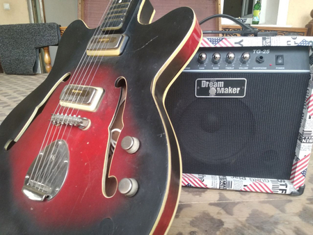gitara kombi usilitel sotiladi