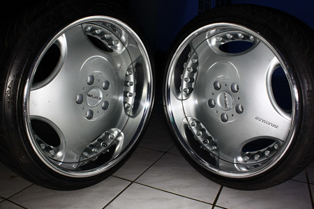 Продам диски R18 Estatus D2 Mercedes-Benz с резиной Nankang