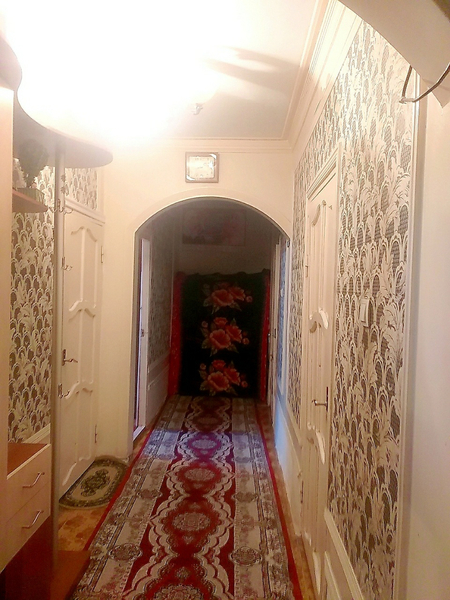 4 xonali kv bor  3 etaj